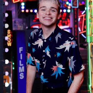 Gareth Gates and Divina de Campo announced for The Spongebob Musical ...